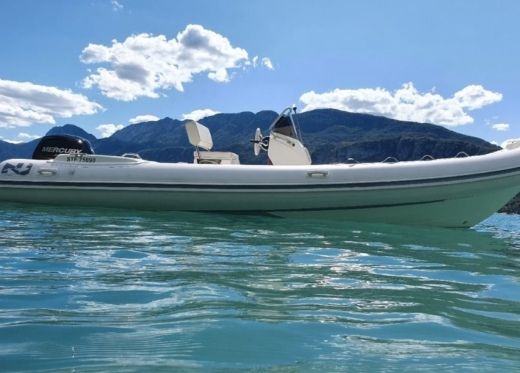 Location Semi-rigide Nuova Jolly 630 Freedom (2019) à Vannes - Océans ...